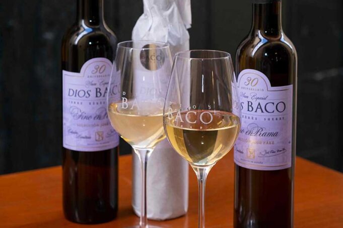 Dios Baco presenta su fino más especial con motivo del 30 aniversario ...